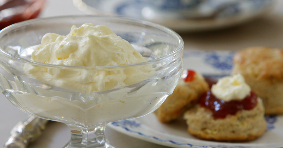 Clotted Cream Recipe | Arla Recipe | Arla UK