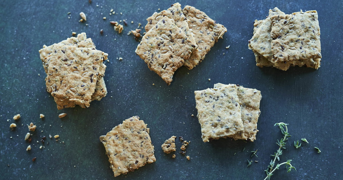 Crispbread with Seeds and Herbs ( Recipe ) | Arlafoods.co.uk Recipe ...