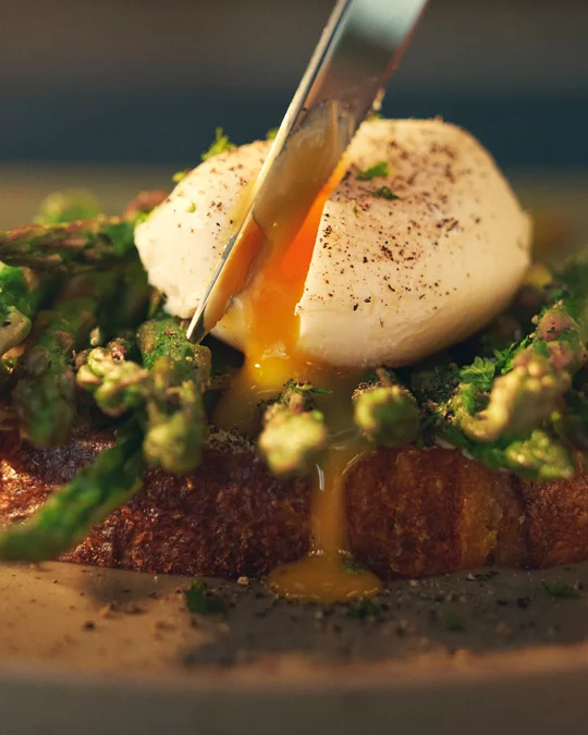 Roast leg of lamb recipe | Lurpak®